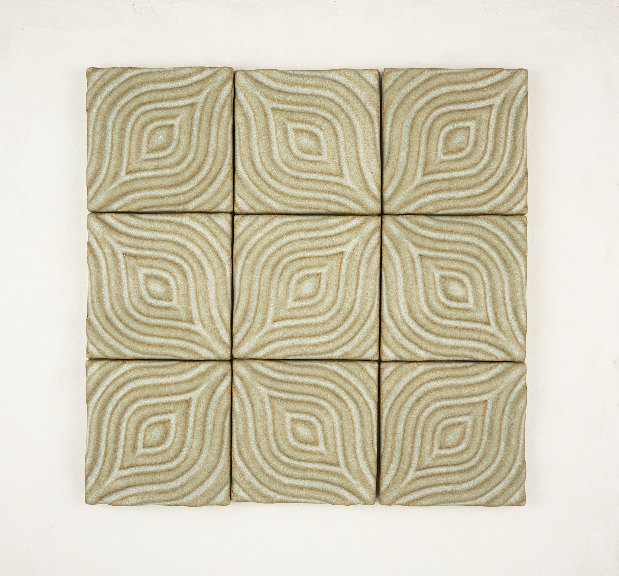 Eyelet – Syzygy Tile